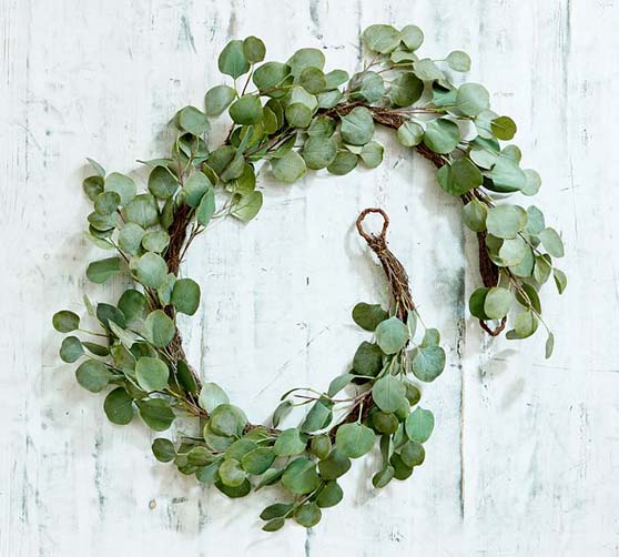 The Best Spring Garlands In Every Design, Style and Trend - Candie Anderson