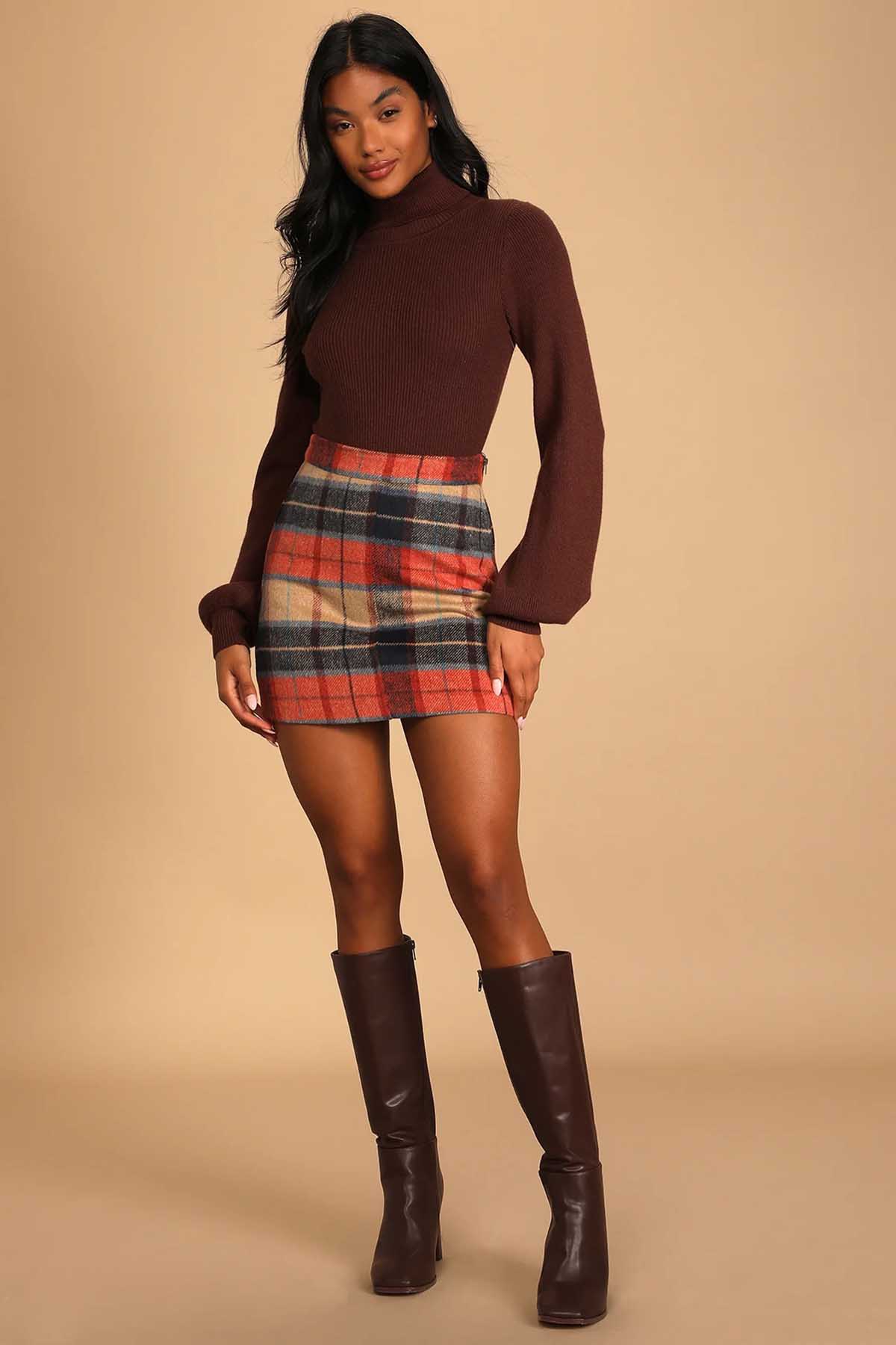 20 Best Plaid Mini Skirts For Women This Fall - Candie Anderson