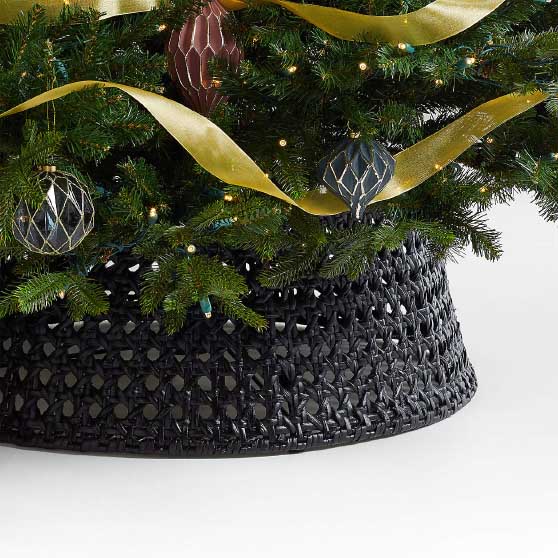 The Best Christmas Tree Collars In Every Design, Style & Trend - Candie ...