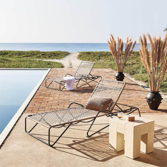 20 Best Wicker Chaise Lounge Chairs For Your Patio - Candie Anderson