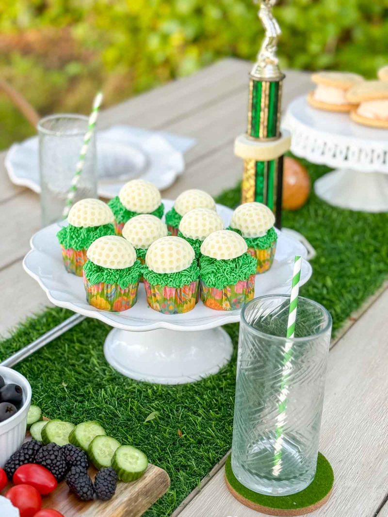 How to Host A Masters Golf Party: Outdoor Tablescape, Food & Decor ...