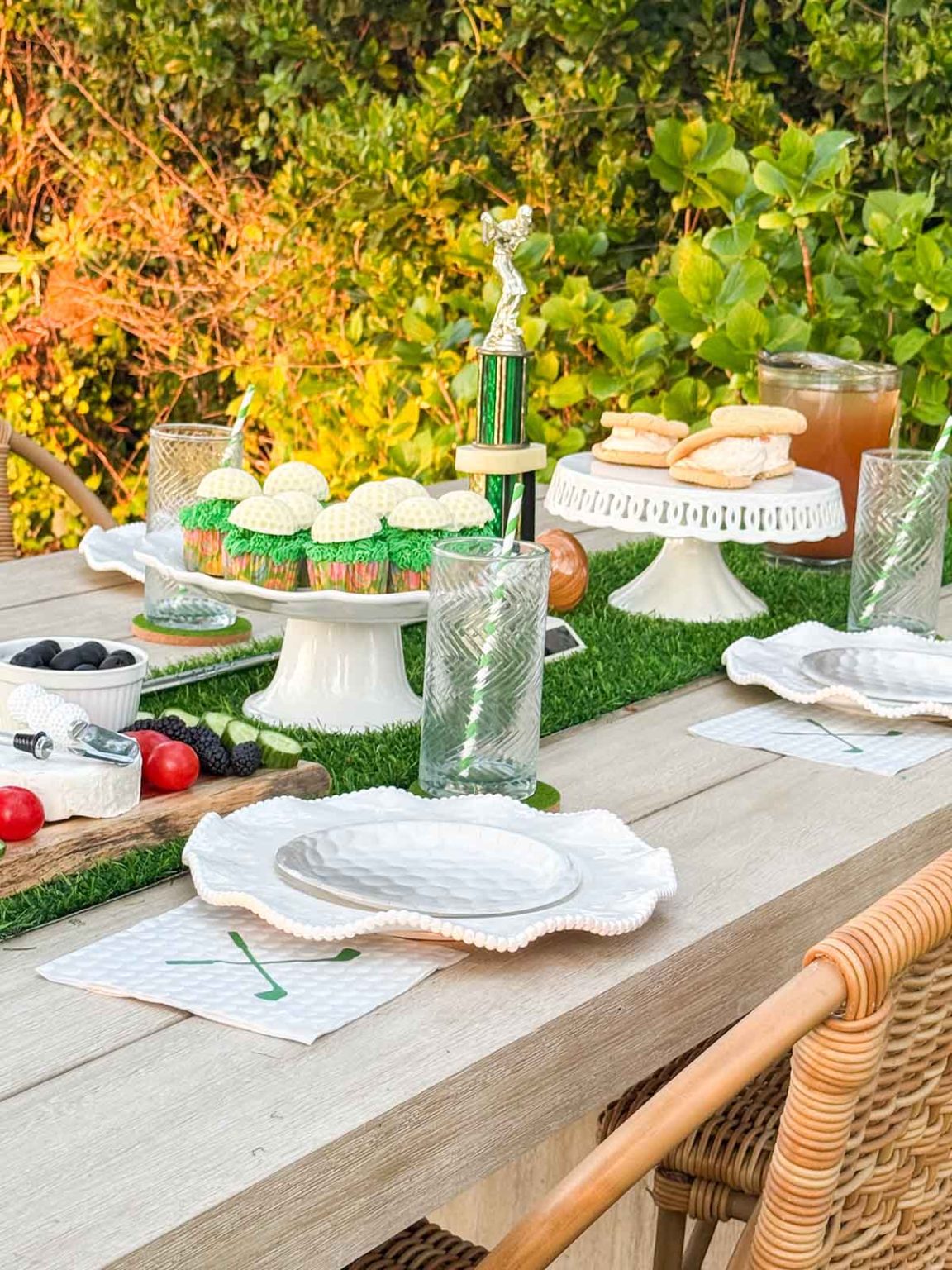 How to Host A Masters Golf Party: Outdoor Tablescape, Food & Decor ...