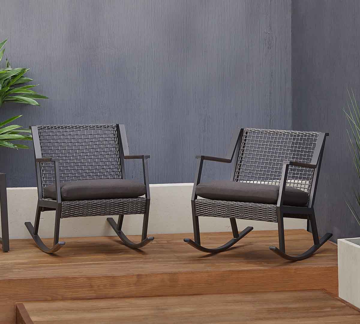 15 Best Outdoor Wicker Rocking Chairs for Front Porches and Patios in ...