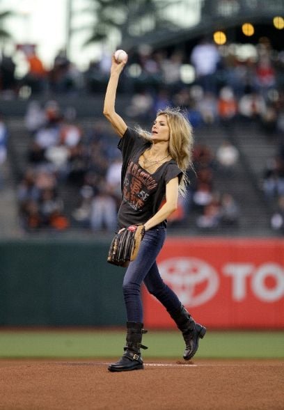 Supermodel Marisa Miller's Retro San Francisco Giants Outfit
